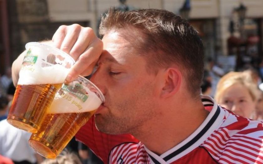 Arsenal beer price: Fans spend more on pint of beer than Liverpool ...