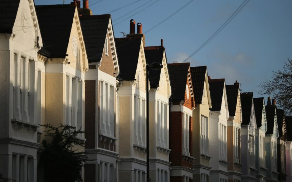 London house prices: You'll need to earn £77k each year to afford one ...