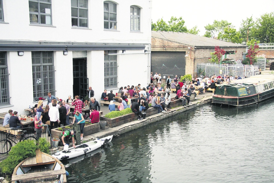 Focus On Hackney Wick: Lack of homes and riverside cool is driving up ...