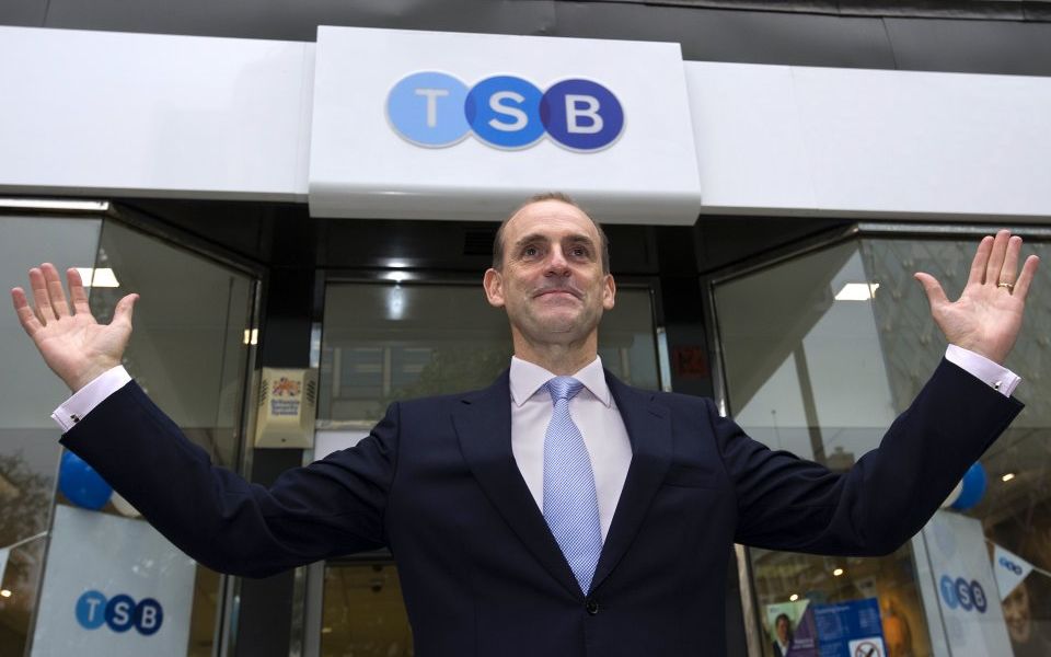TSB to pay former boss £800,000 this year despite IT meltdown bonus ban