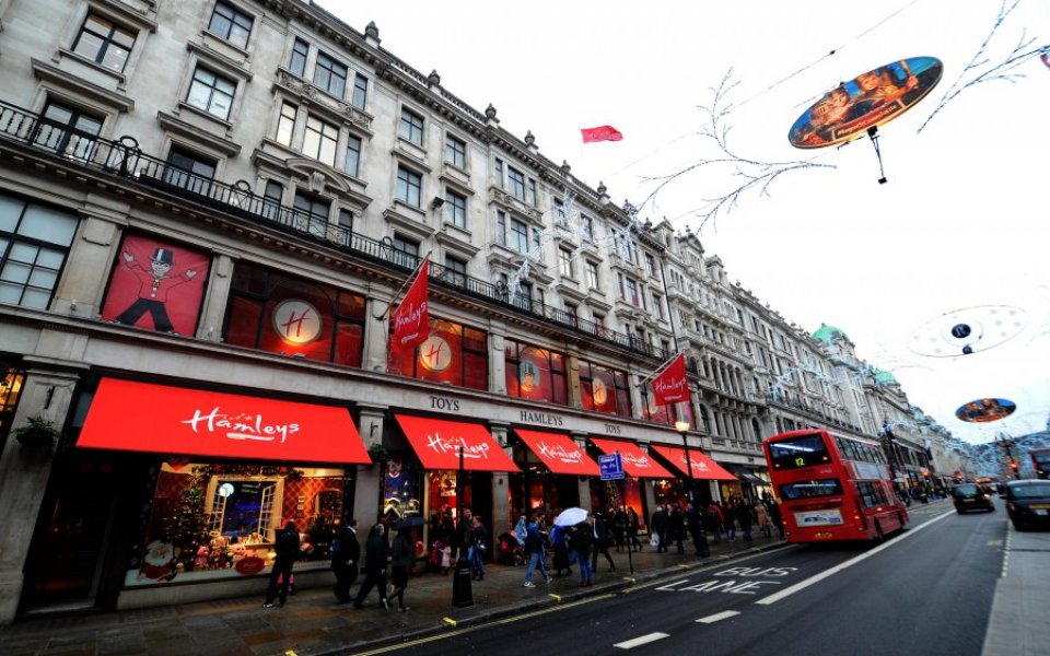 Hamleys parade 2015: London's Regent Street is being transformed into a ...