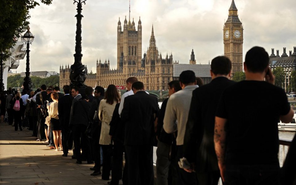 Most affordable London commuter towns: How a one hour commute can save ...