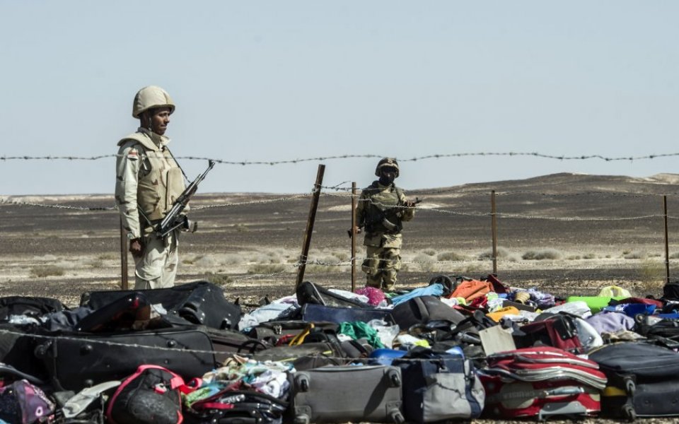 Sinai plane crash: Philip Hammond says Isis involvement in Metrojet ...