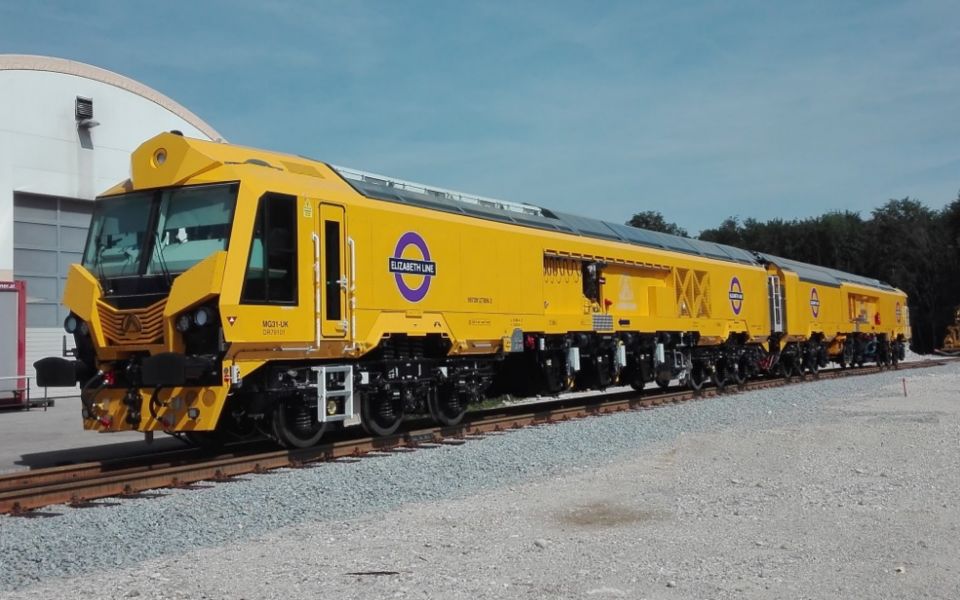 Crossrail Ditches The Purple For These Yellow Elizabeth Line Trains