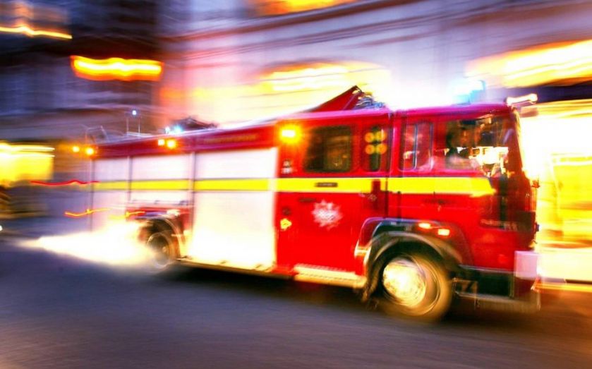 Six fire engines and 30 firefighters attending blaze in 22-storey ...