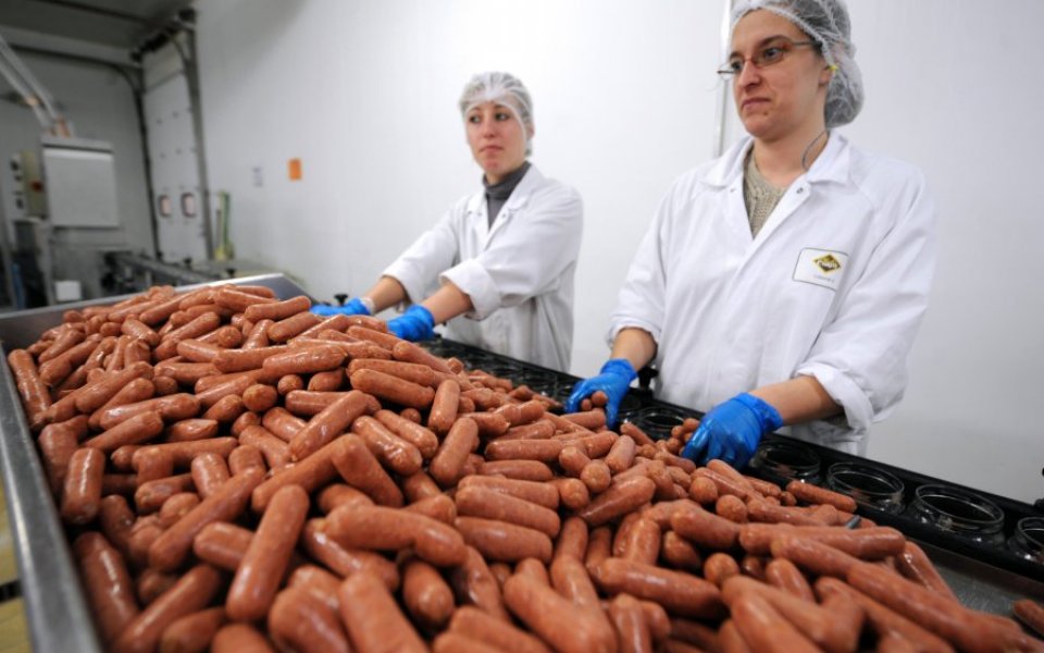 It's official - eating processed meat is a major cause of cancer, and ...