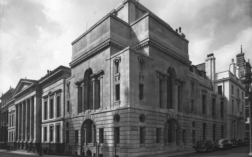Disruptive law firm Keystone reveals £50m float plans