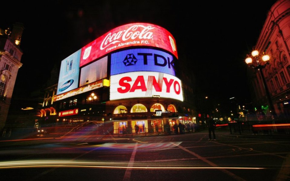 London’s billboards are about to get much more high tech with Clear ...