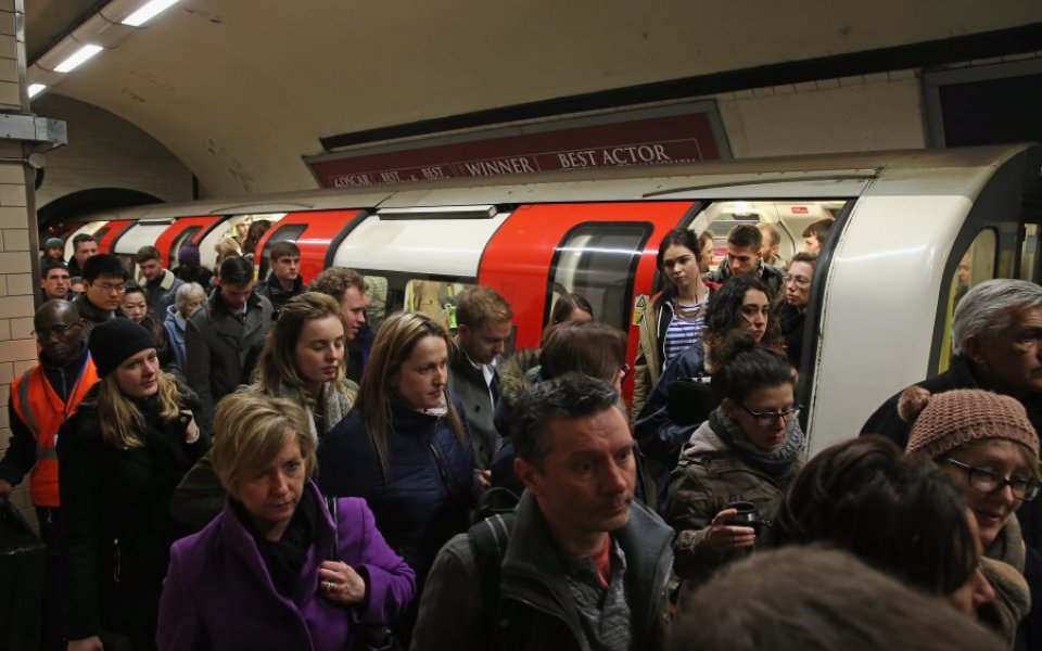 Travel disruption as severe delays on Jubilee Line between Westminster ...