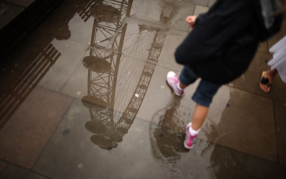 The British class system explained: There are now seven social classes ...