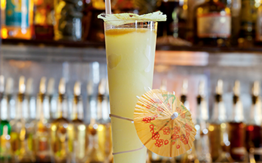 Piña colada cocktail recipe