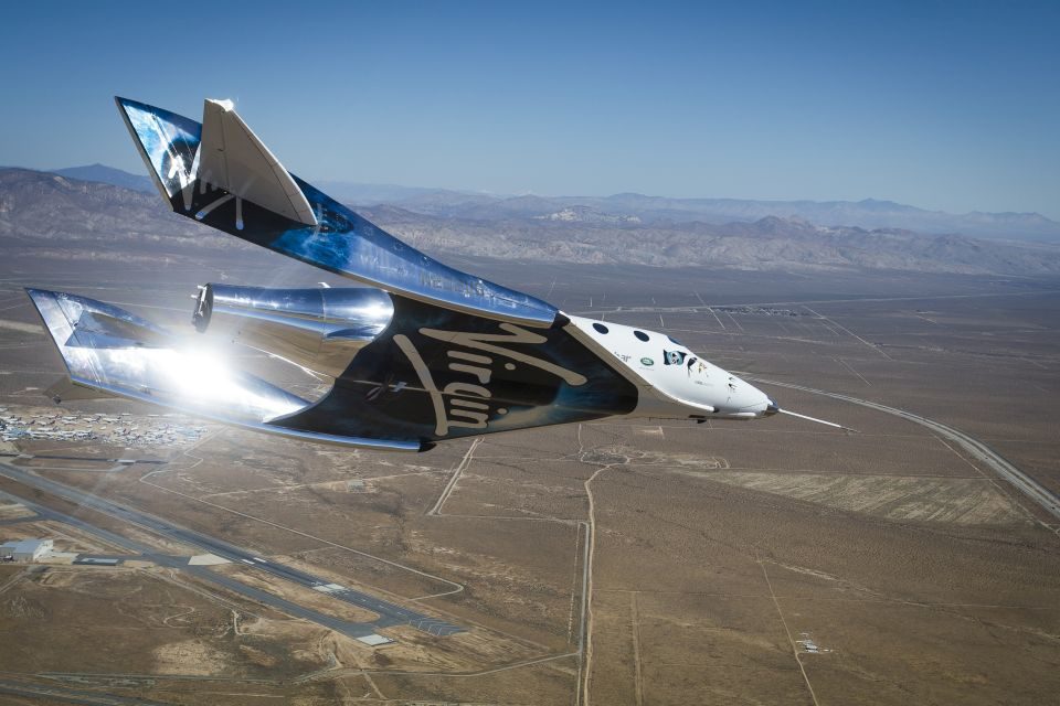 Richard Branson's Virgin Galactic tourist spaceship successfully ...