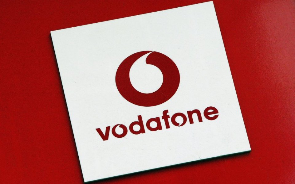 Vodafone launches £2.9bn convertible bond issue