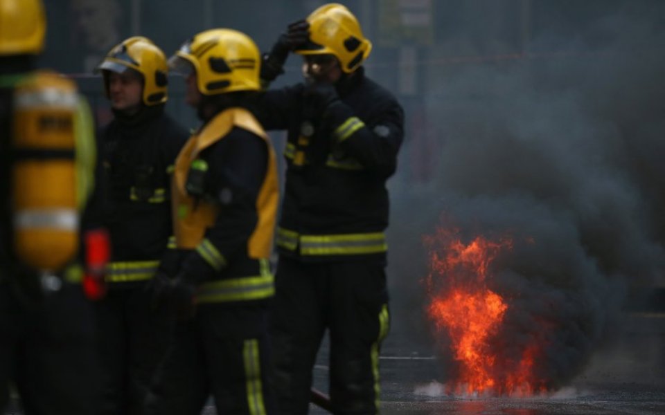 Unified Response: London police, ambulance and fire crews test UK's ...