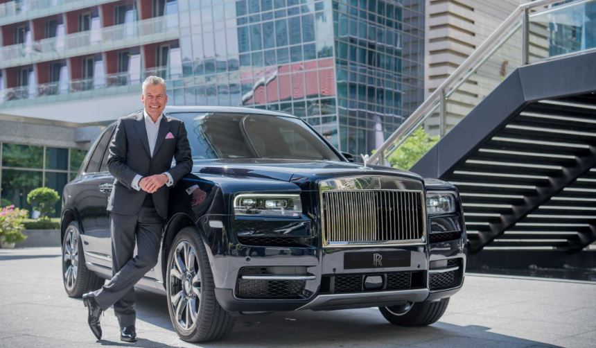 Rolls-Royce targets younger generation of rich luxury buyers