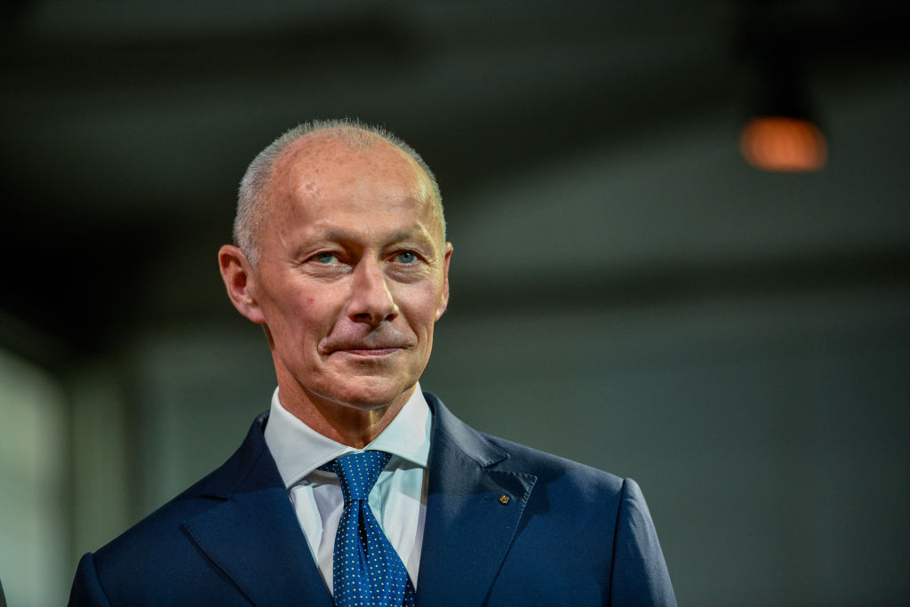 Jaguar Land Rover names ousted Renault boss as CEO