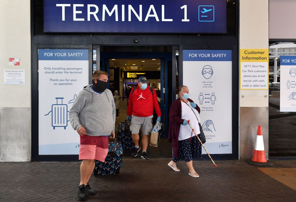 UK considers regional quarantine rules for overseas countries