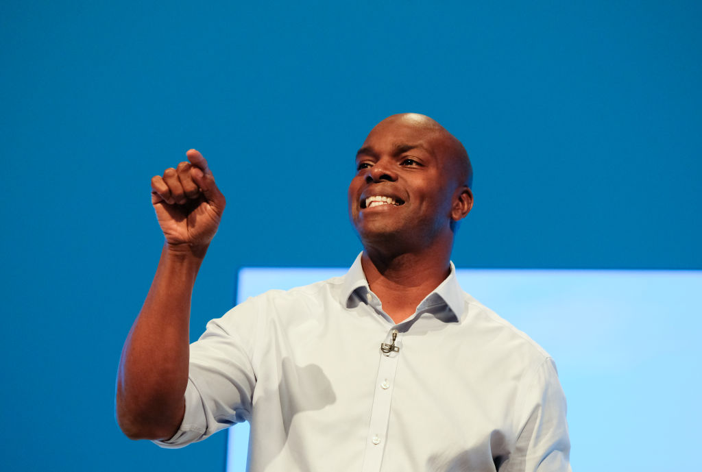 Tory mayor candidate Shaun Bailey closes gap to Sadiq Khan in shock poll