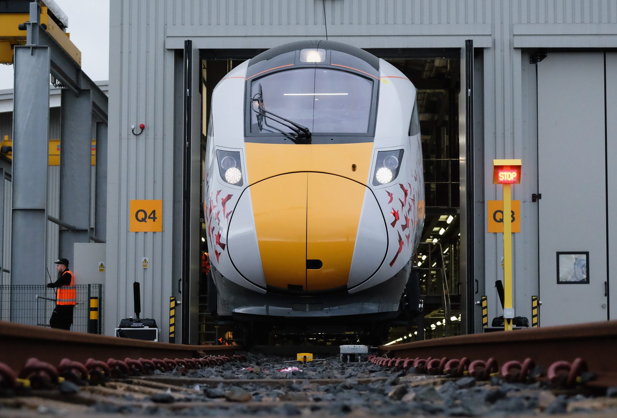 GLIL Infrastructure buys 30 per cent stake in Hitachi rolling stock ...
