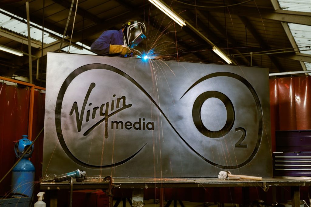 Virgin Media owner and Telefonica eye new fibre giant to cover 7m UK ...