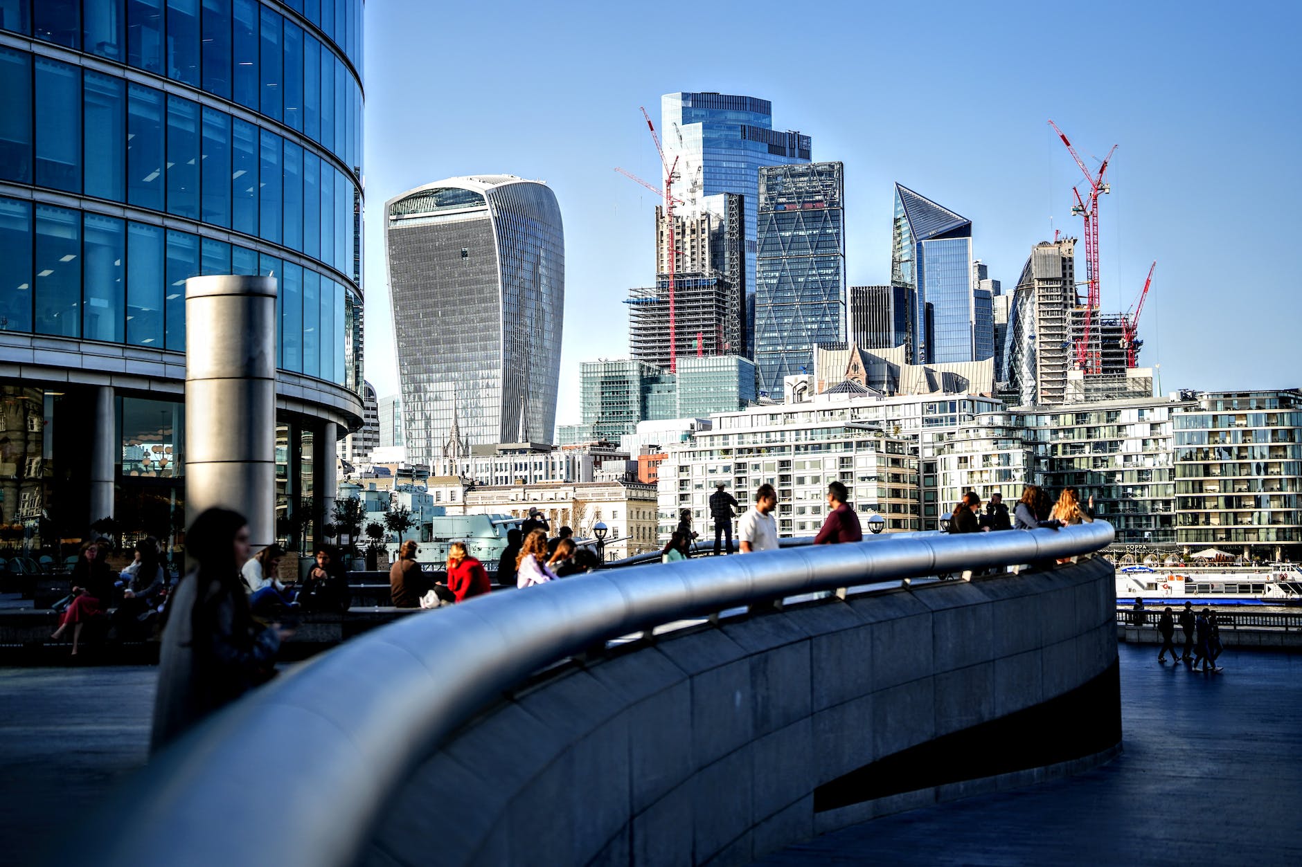 Longest Tube interchange: 10 Tube stations where changing lines takes ...