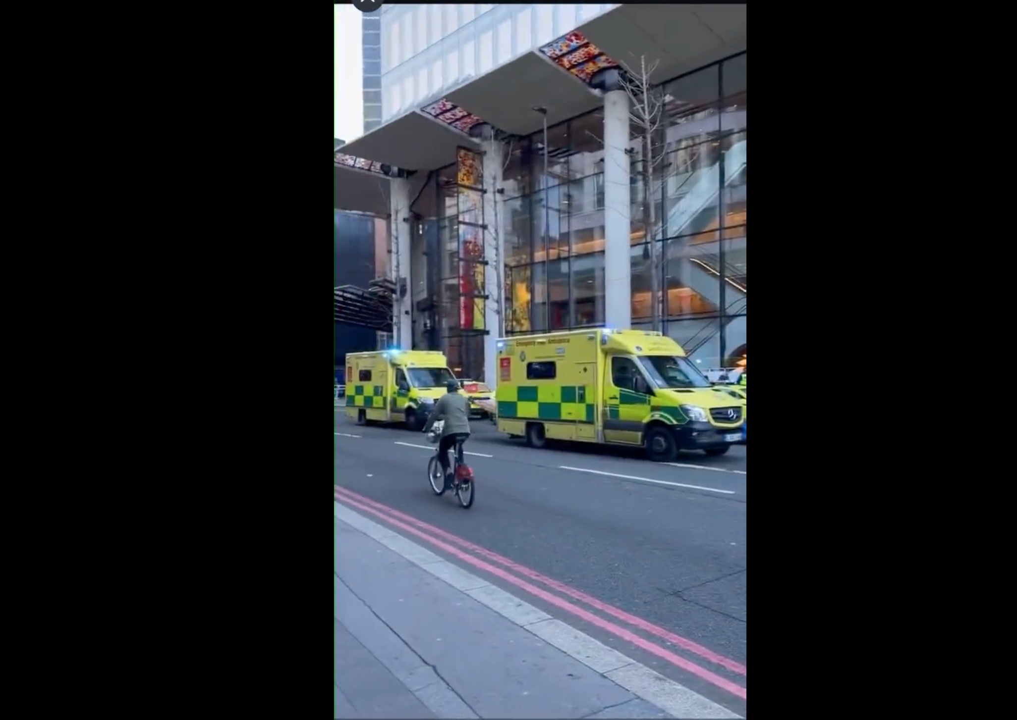 Police cordon off Houndsditch over report of person 'falling from ...