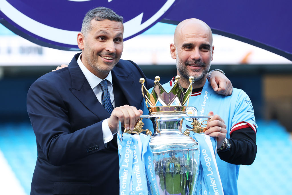 Who owns Manchester City? How much did Sheikh Mansour pay?