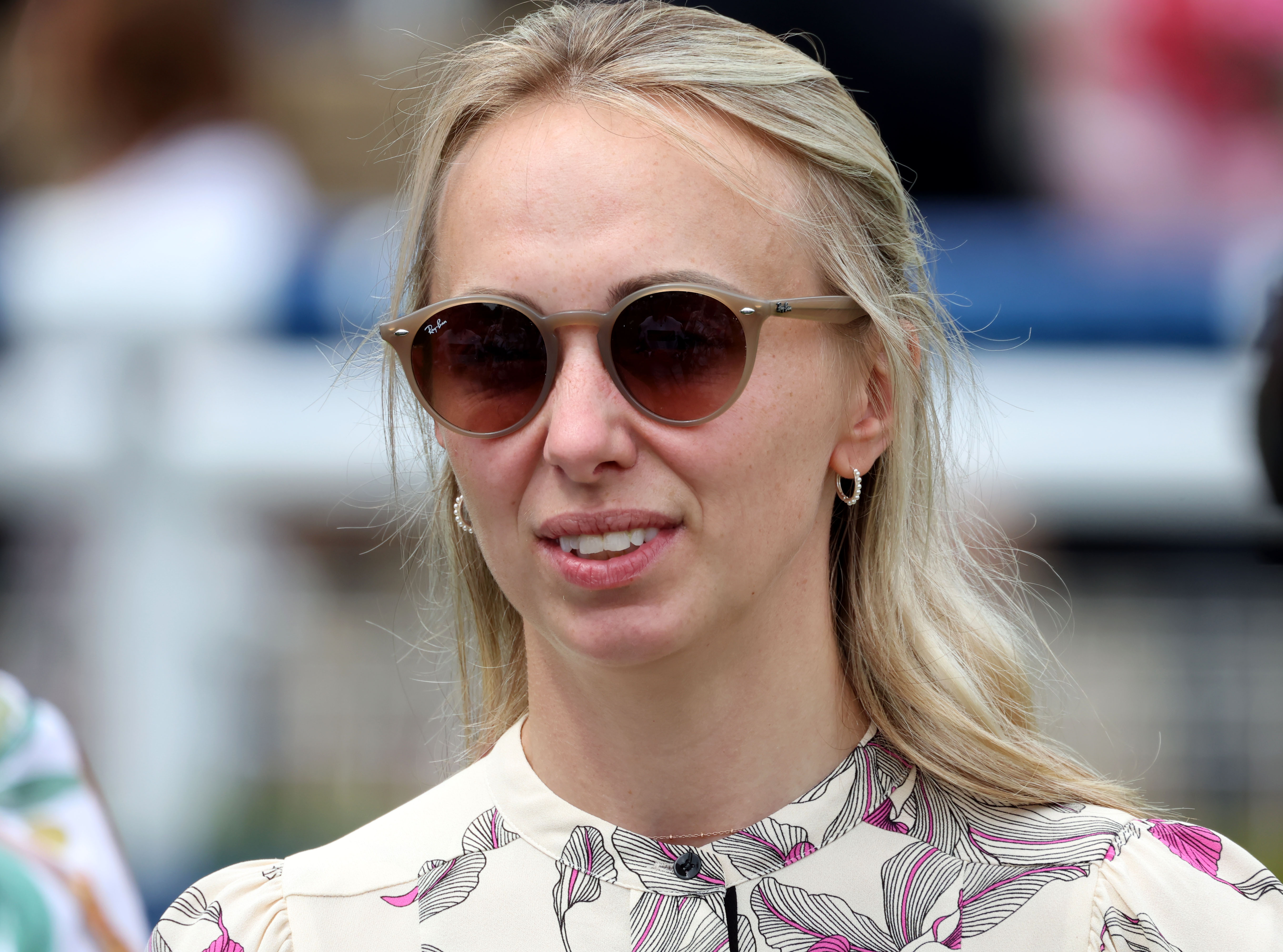 Emaraaty can leave Alice in wonderland after Richmond