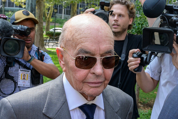 Who owns Spurs? How much did ENIC and Levy pay in 2000?