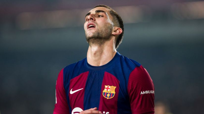 Who owns Barcelona? Who did Joan Laporta take over from?