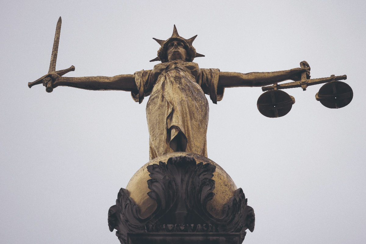 Legal sector hits £60bn as top City lawyers pocket millions