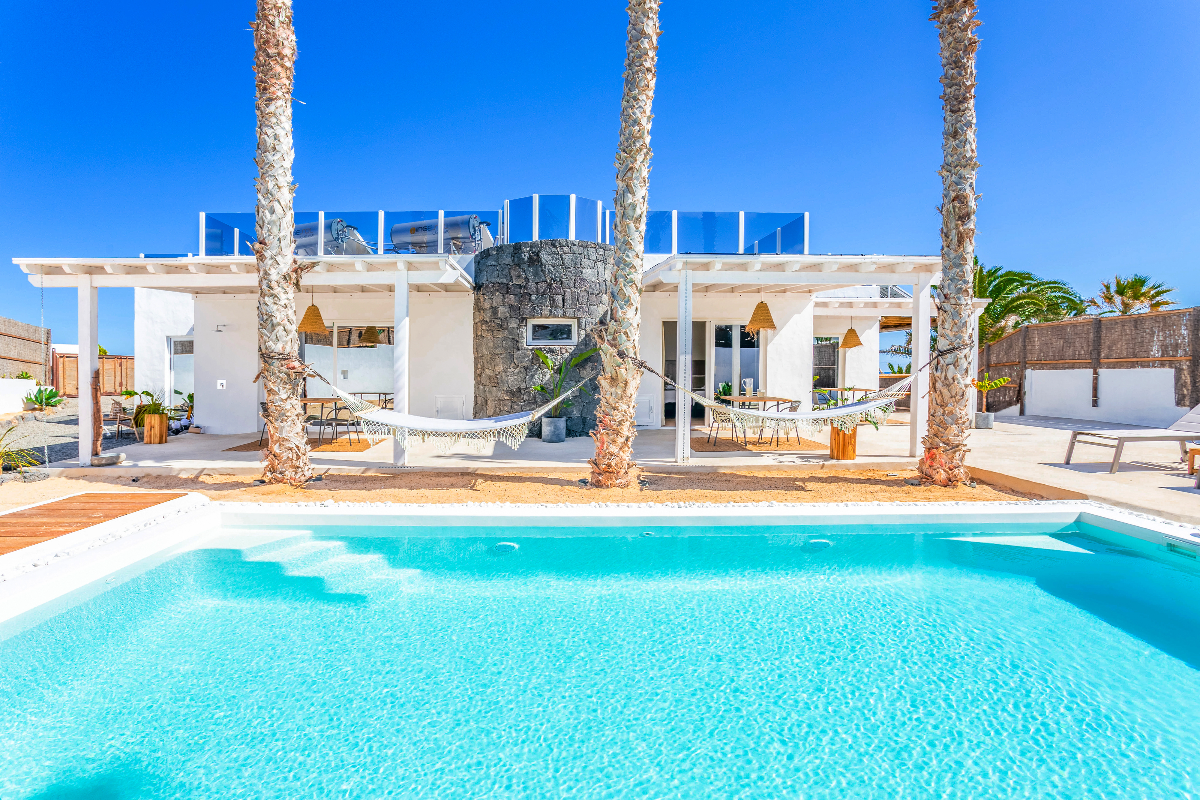 I found the real Lanzarote, with nudist beaches and pretty lagoons