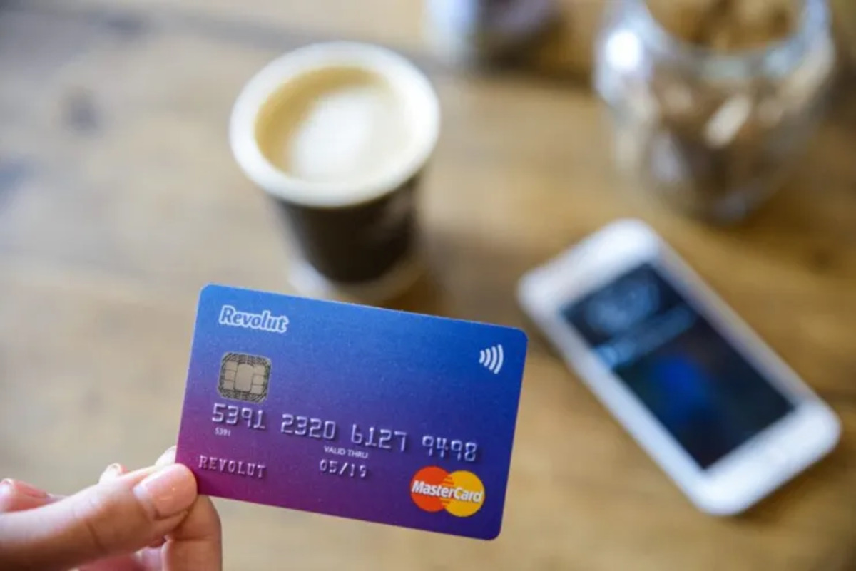 Revolut reaches 10m UK customers amid aggressive growth