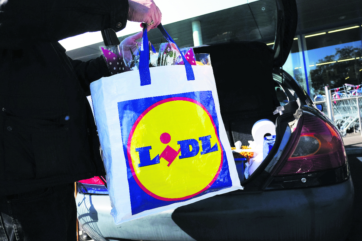 Lidl and Iceland censored under junk food ad rules
