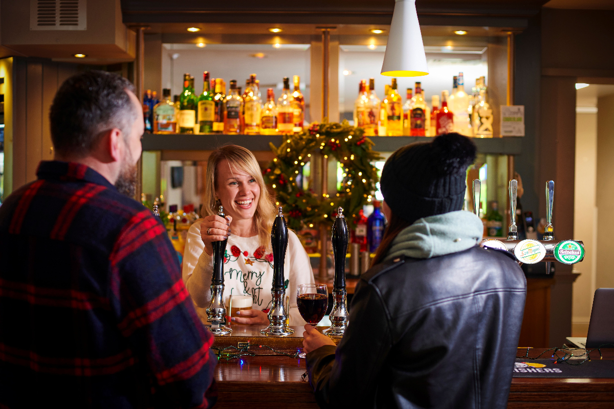Arch-Brexiter Wetherspoons boss Tim Martin pushes for work visa for EU ...