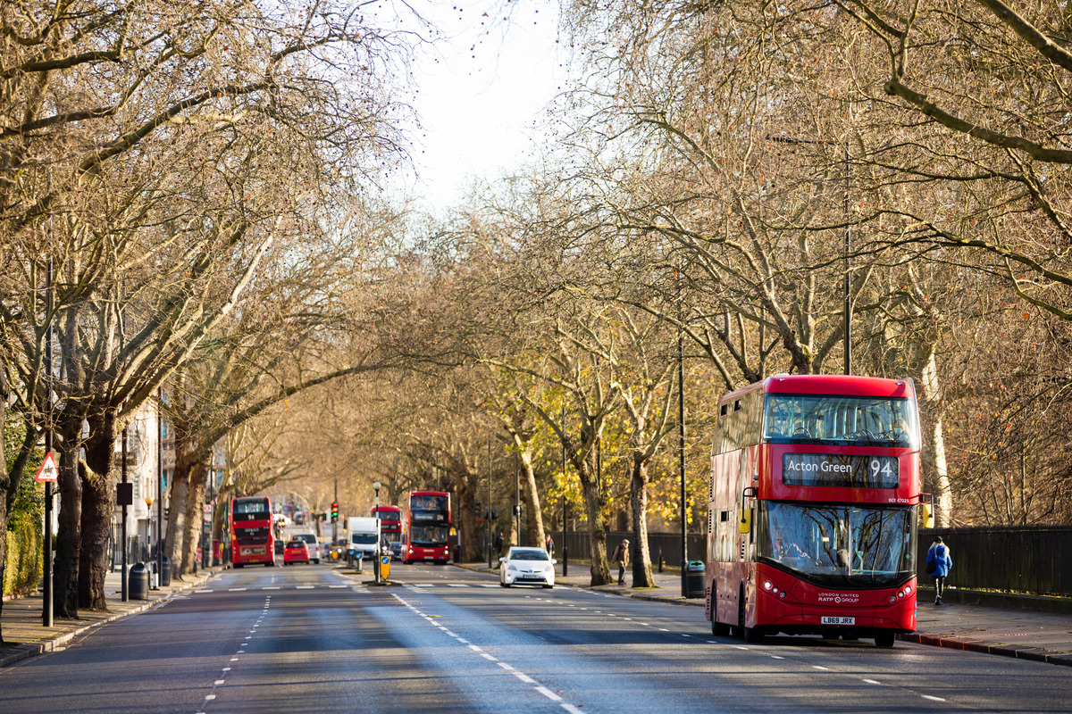 Firstgroup re-enters London bus market with £90m acquisition
