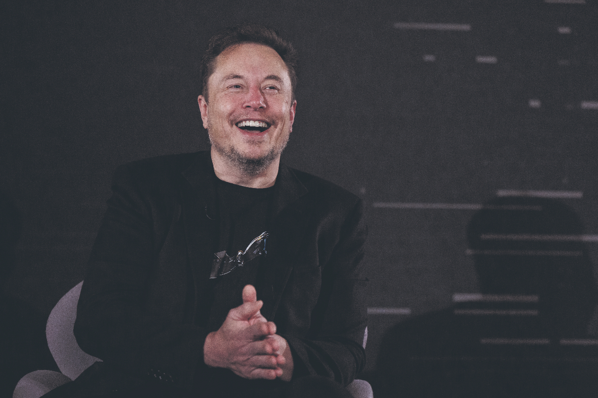 Elon Musk: Protesters outside London Tesla dealership call for boycott