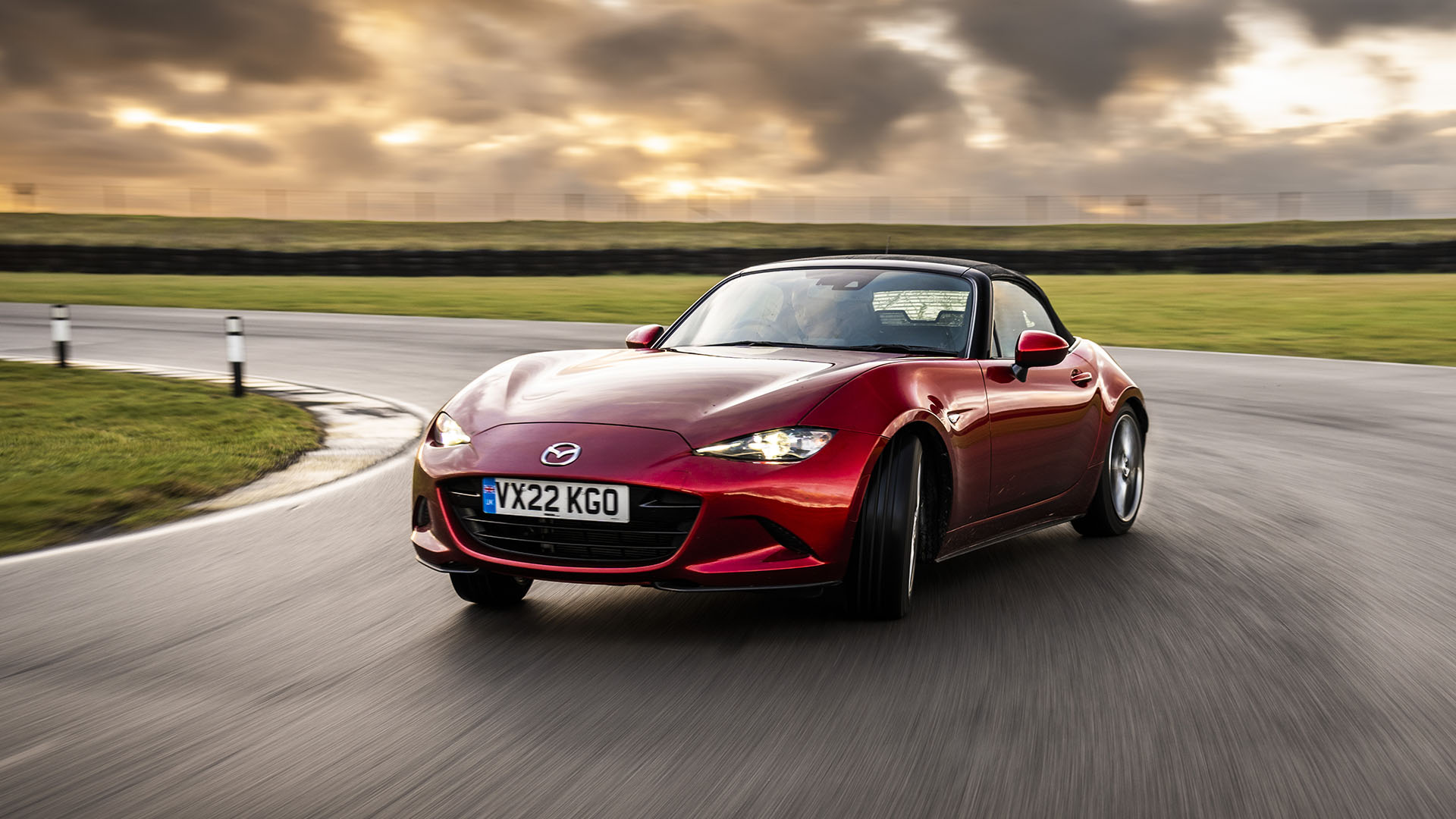 Best sports cars to buy in 2025