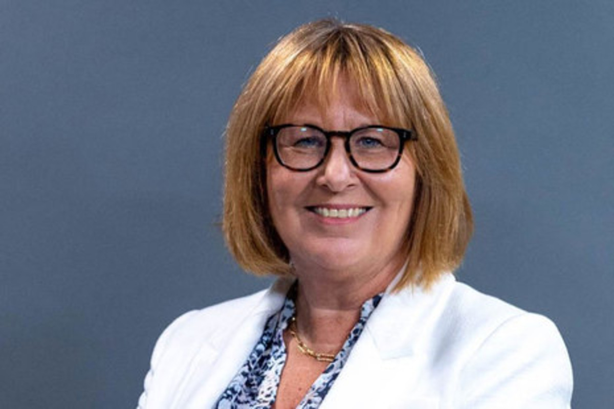 Exclusive: Top transport civil servant who oversaw HS2 to step down