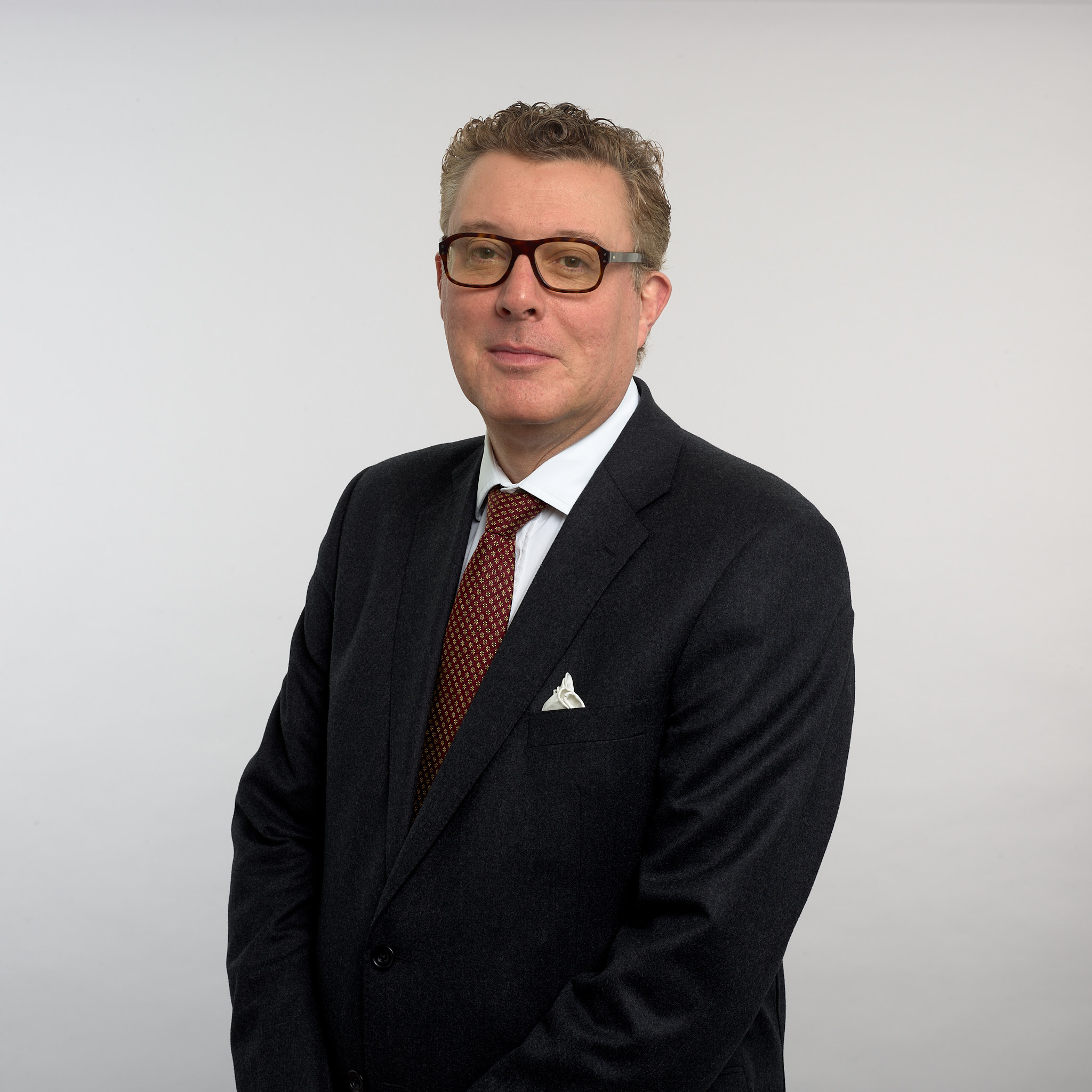 Quinn Emanuel construction chair defects to boutique firm