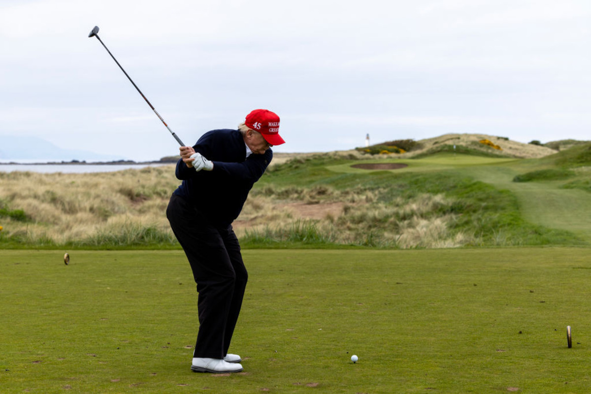 Turnberry: Golf course owned by Donald Trump lands in hot water