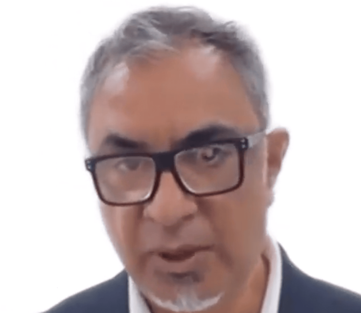 Loveholidays CEO Donat Rétif on tripling firm's profit by ...