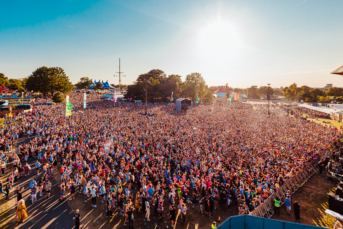 Stereophonic play review: Fleetwood Mac musical is a sensation