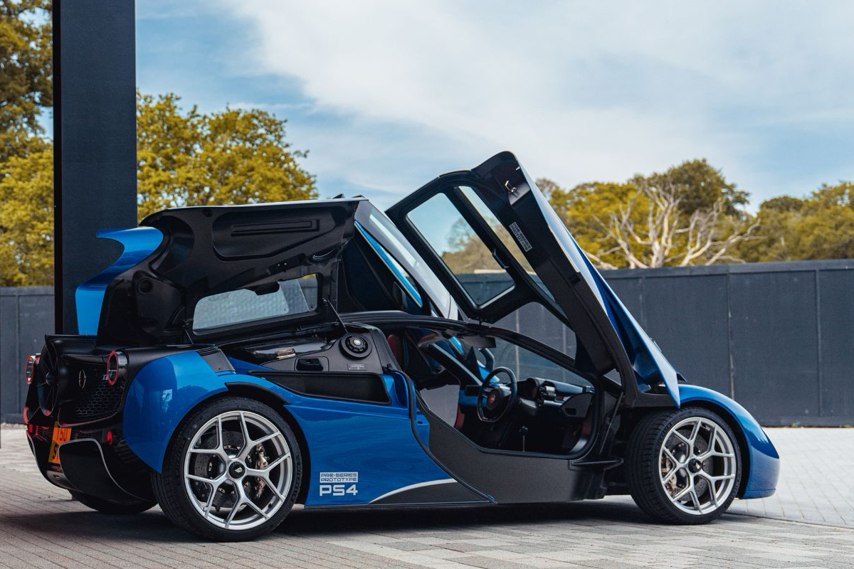 Who owns McLaren? Who is the team principal?