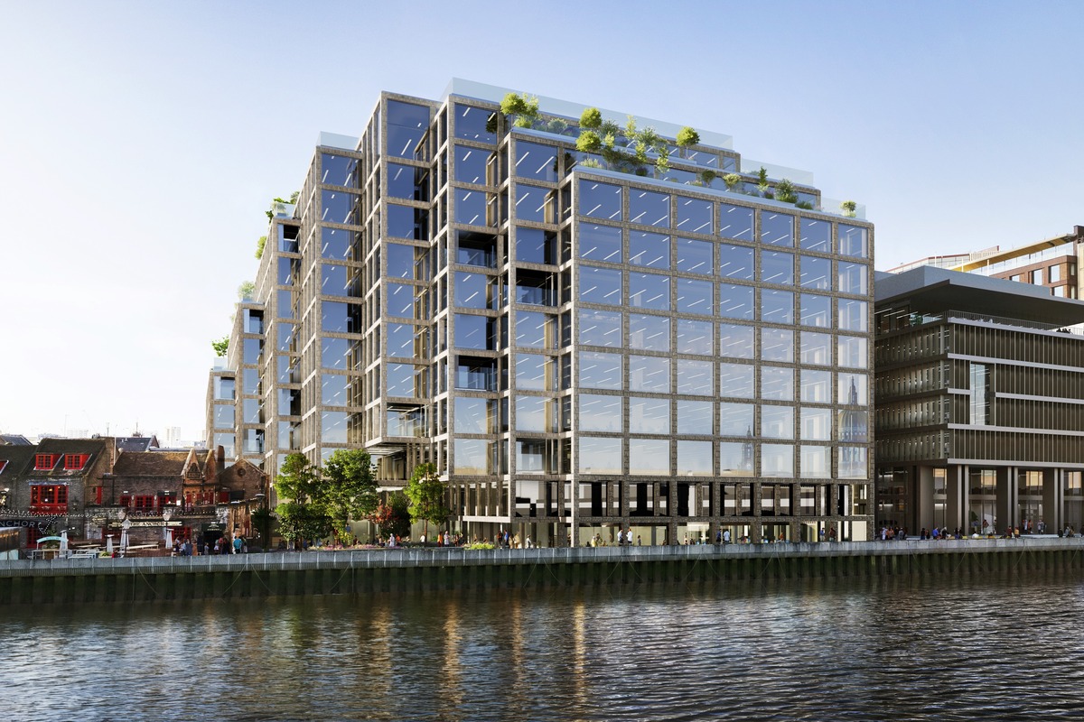 Royal London insurance moves head office to EightyFen in heart of the City