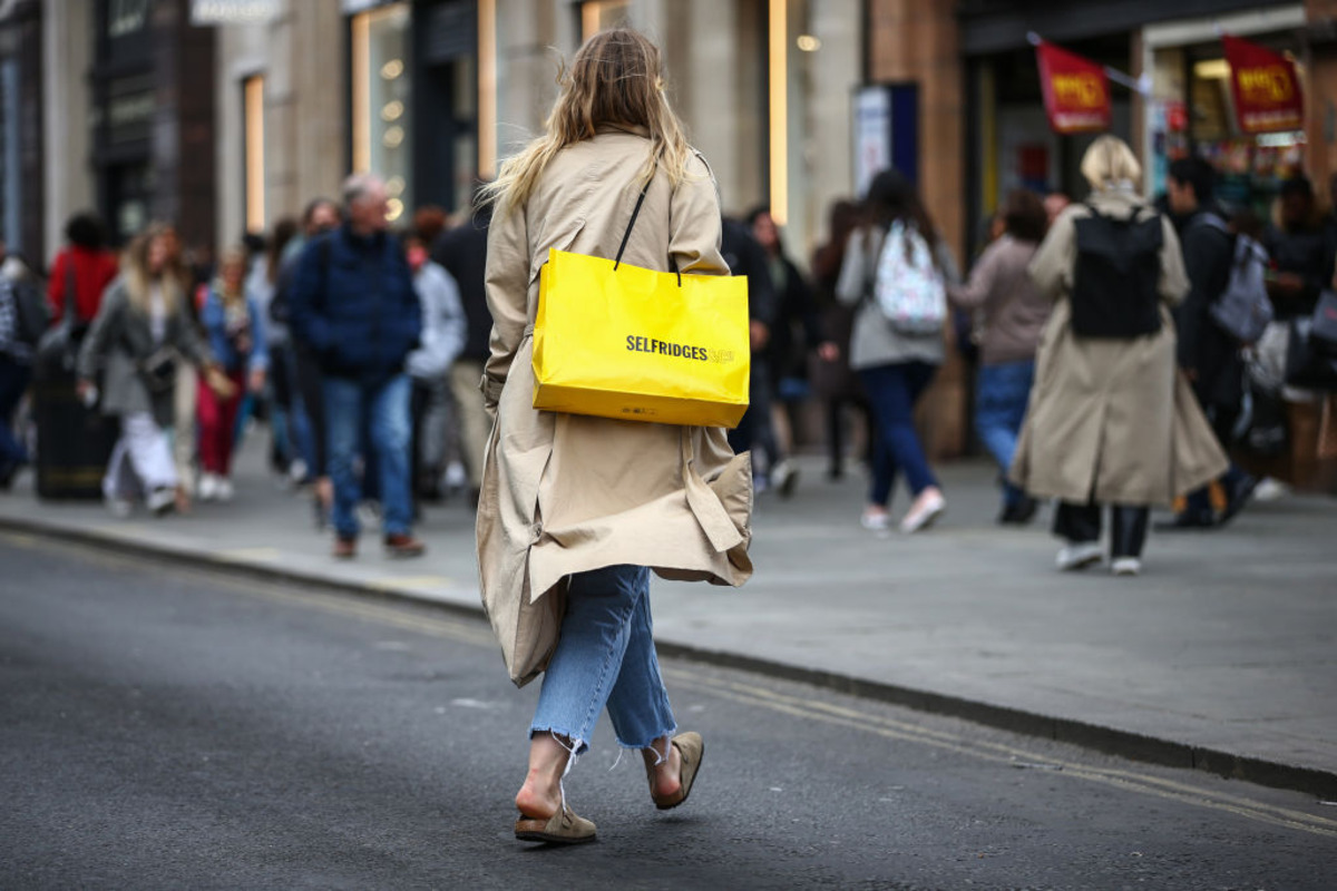 Selfridges: Losses slashed despite revenue hit