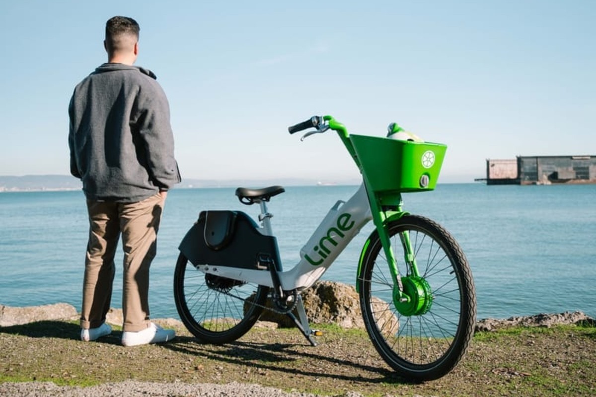 Lime boss defends e-bikes amid 'lime bike leg' concerns