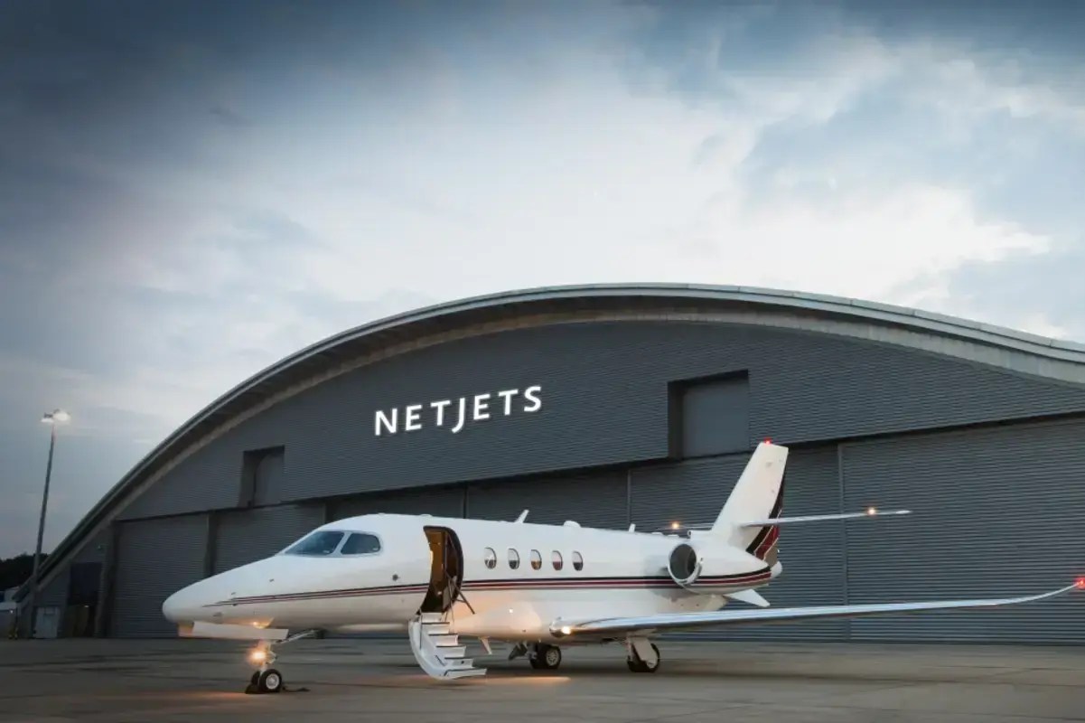NetJets: Losses spike at Warren Buffett's private jet company