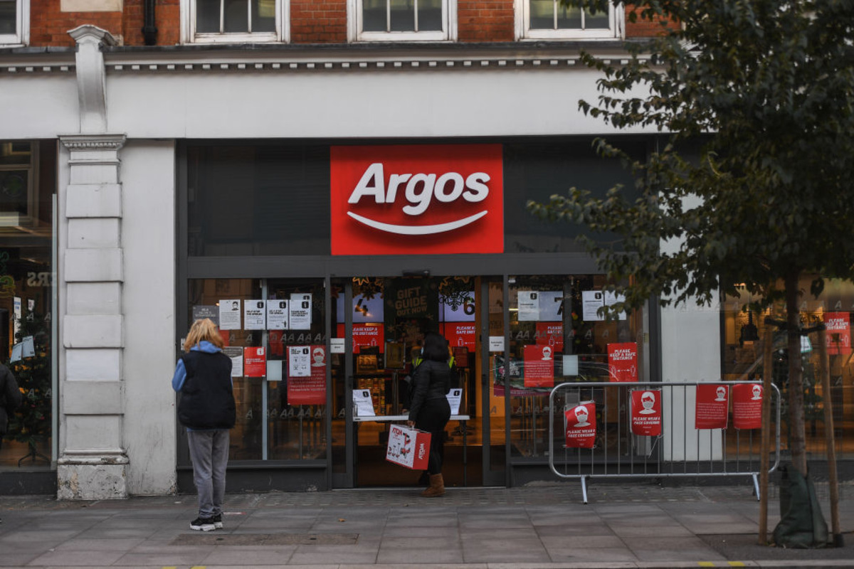 Argos loses more than £200m as over 2,000 jobs cut