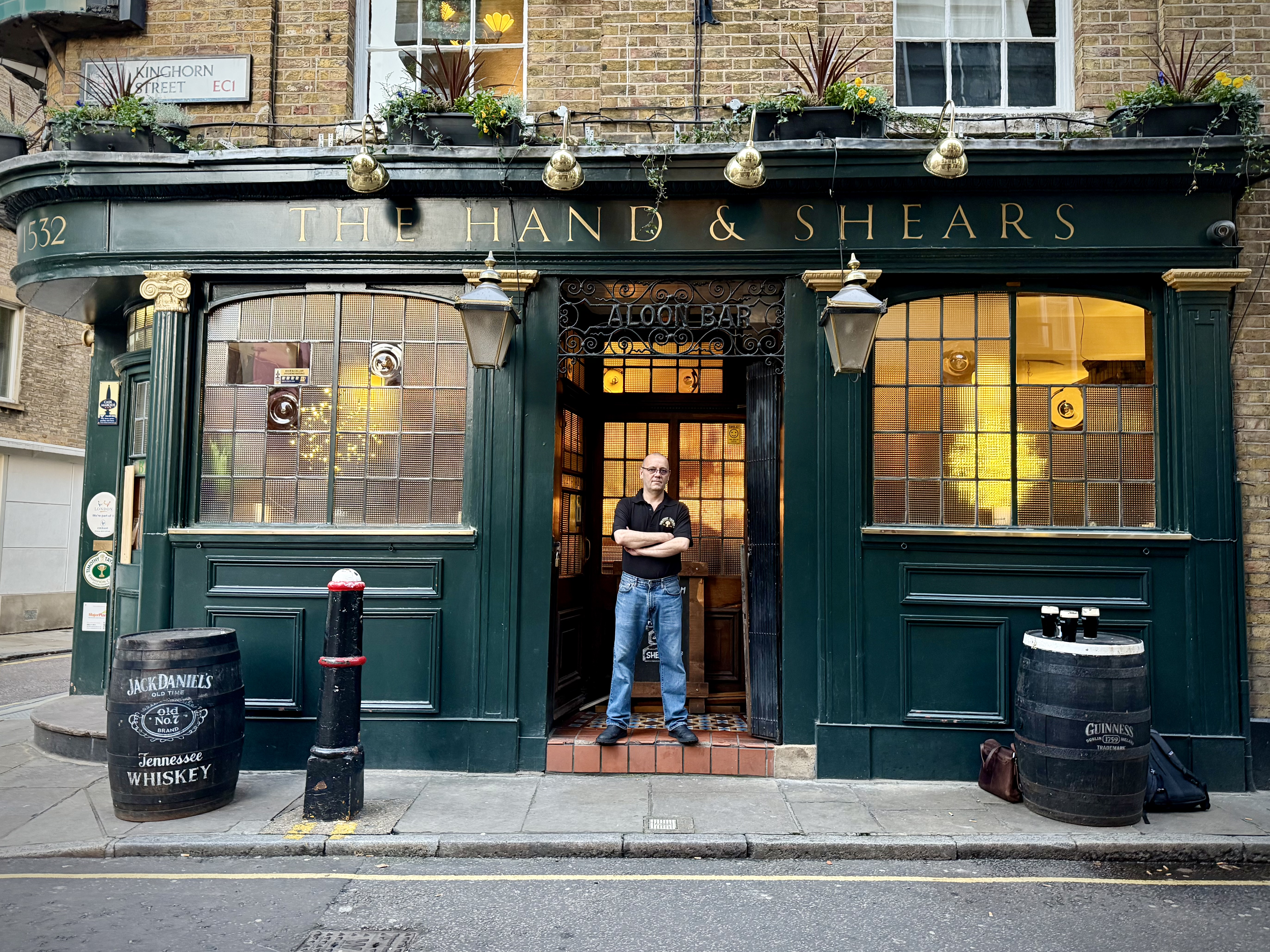 Landlords bar Labour MPs from pubs as hospitality backlash mounts
